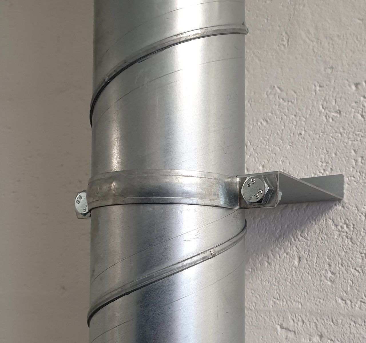 Basic Ducting bracket